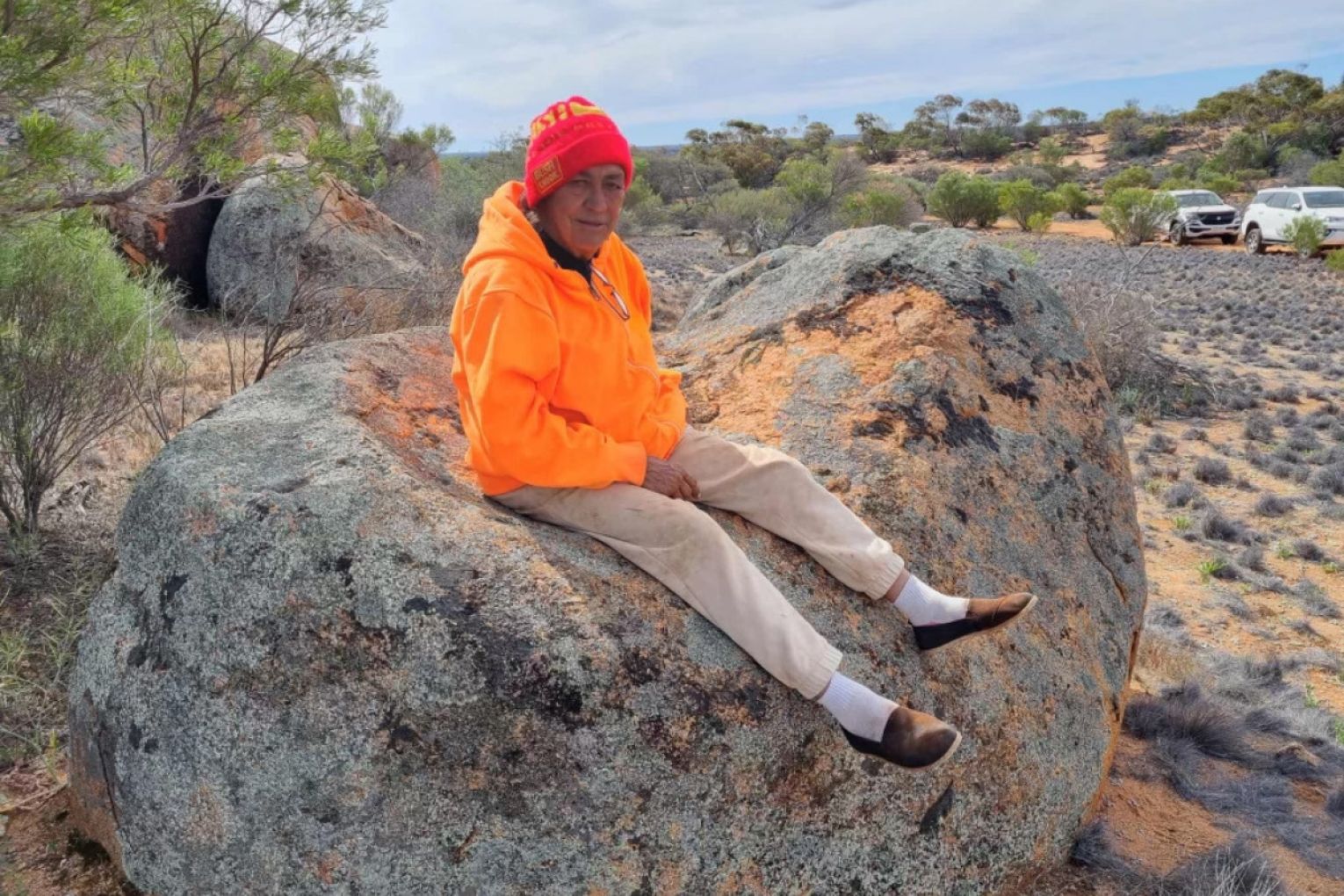 Aboriginal elders protest rocket launch in SA's far west - News ...