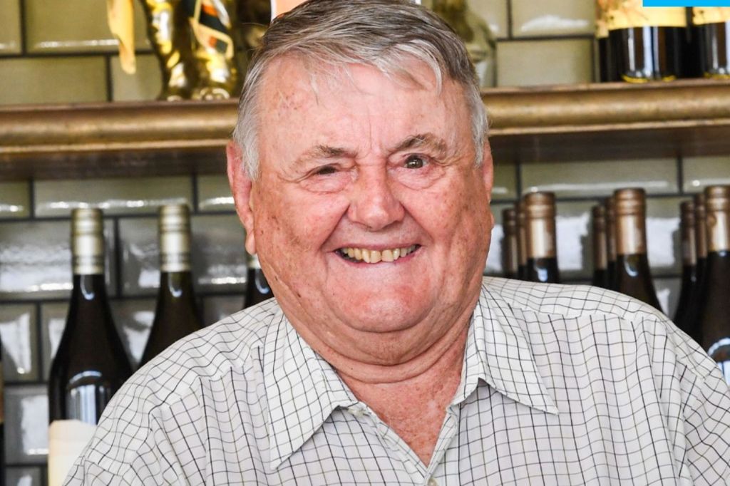 Billionaire pub baron buys talkback radio stations in $56m deal - News ...