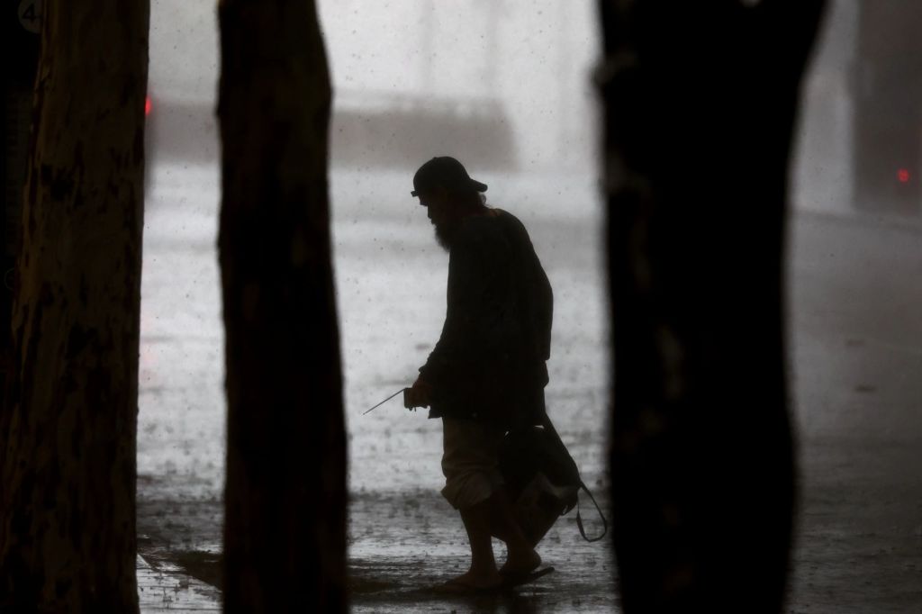 Flood warning as ex-cyclone wreaks havoc on far north - News | InDaily ...