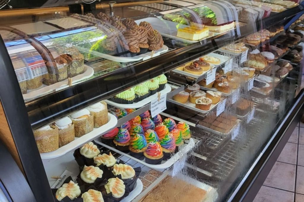 Bakery the latest to shut doors amid string of Hills closures - News ...