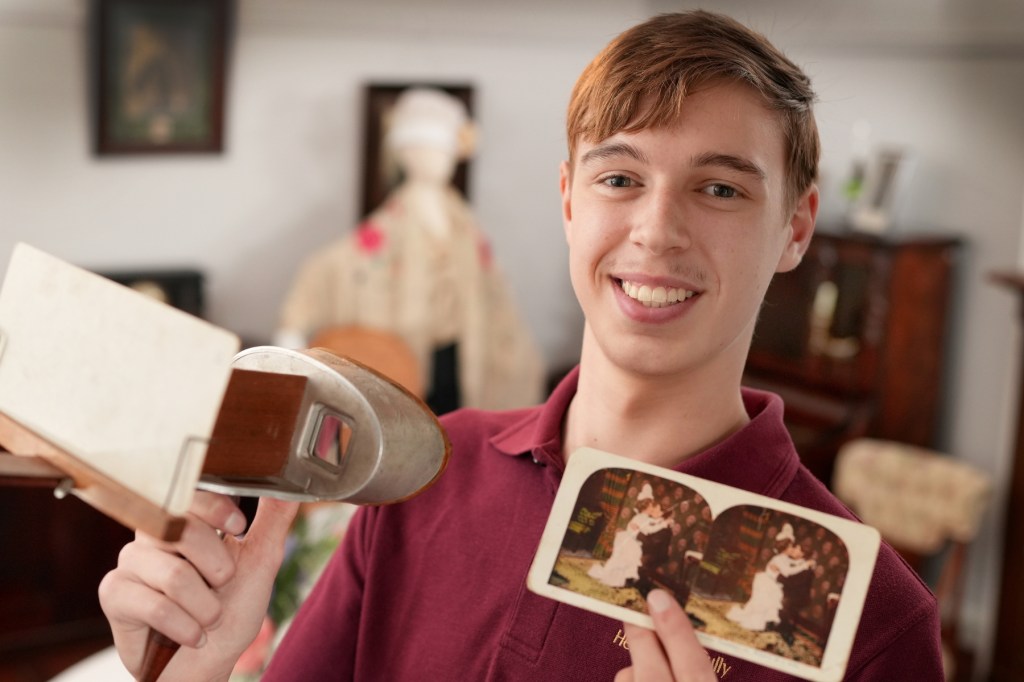 Huge numbers of young volunteers propping up SA economy - News ...